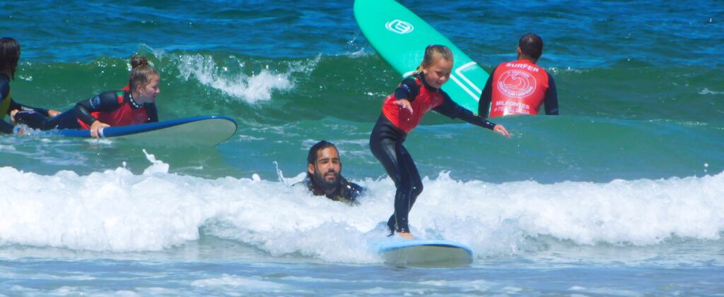 Kids Surfing Program - Escola de Surf - 7ª Essência